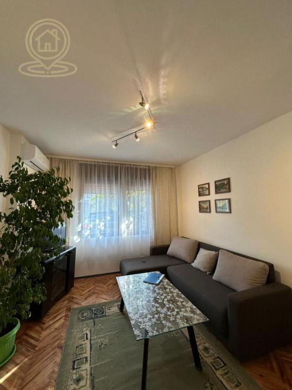 Jednoiposoban stan za izdavanje, 50m2, 400€