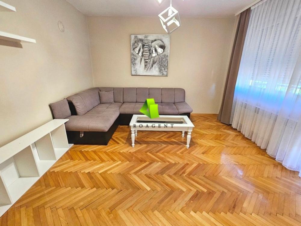 Dvosoban stan za izdavanje, 53m2, 300€