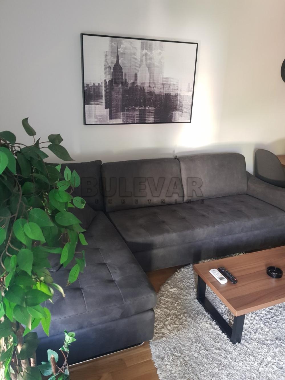 Sestre Baković, Jednoiposoban stan za izdavanje, 36m2, 350€