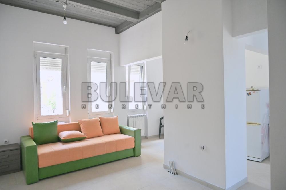 Božidarčeva, Dvosoban stan za izdavanje, 48m2, 390€