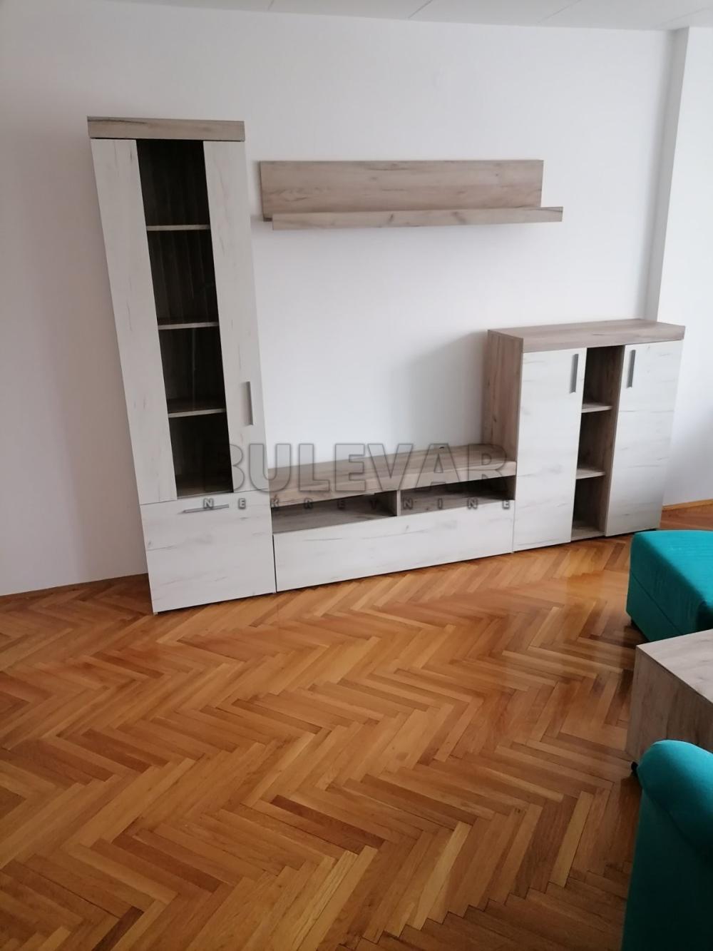 Bulevar Nemanjića, Trosoban stan za izdavanje, 80m2, 400€