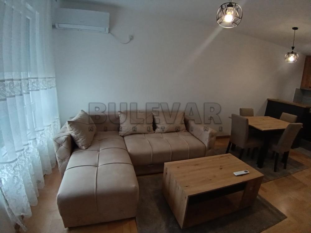 Belotinačka, Jednoiposoban stan za izdavanje, 43m2, 350€