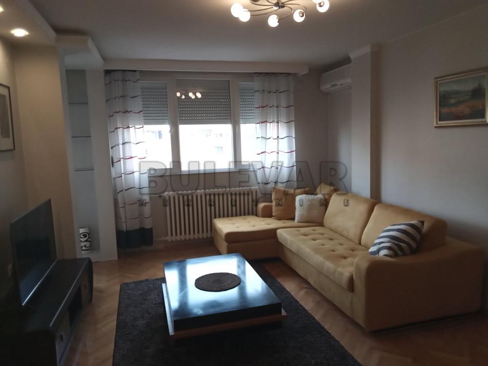 Bulevar Nemanjića, Trosoban stan za izdavanje, 73m2, 500€