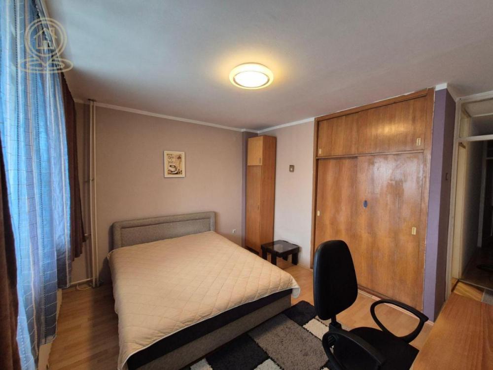 Četvorosoban stan za izdavanje, 90m2, 500€