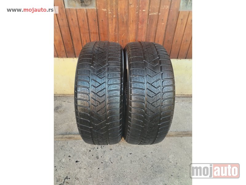 3253. Gume PIRELLI 17-ice, ZIMSKE 215/55, Šara 5,2 mm