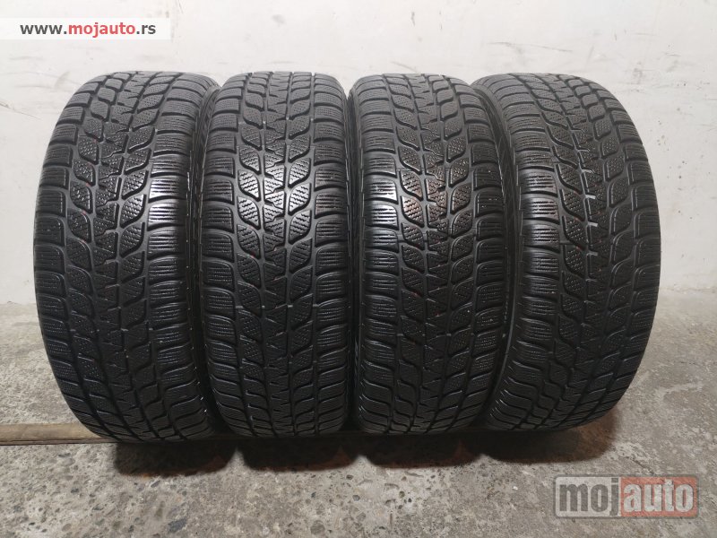 3243. Gume BRIDGESTONE 16-ice, ZIMSKE 195/60, Šara 7,0 mm