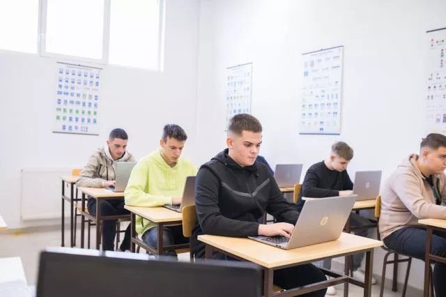 Tehničar drumskog saobraćaja