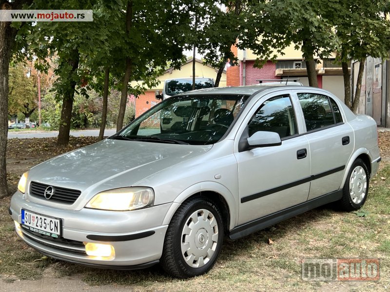 Opel Astra 1.6
