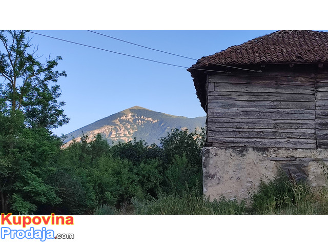 Rtanj, selo Jablanica 51 ar sa kucom i vetiri gradjevinske parcele uknjizeno