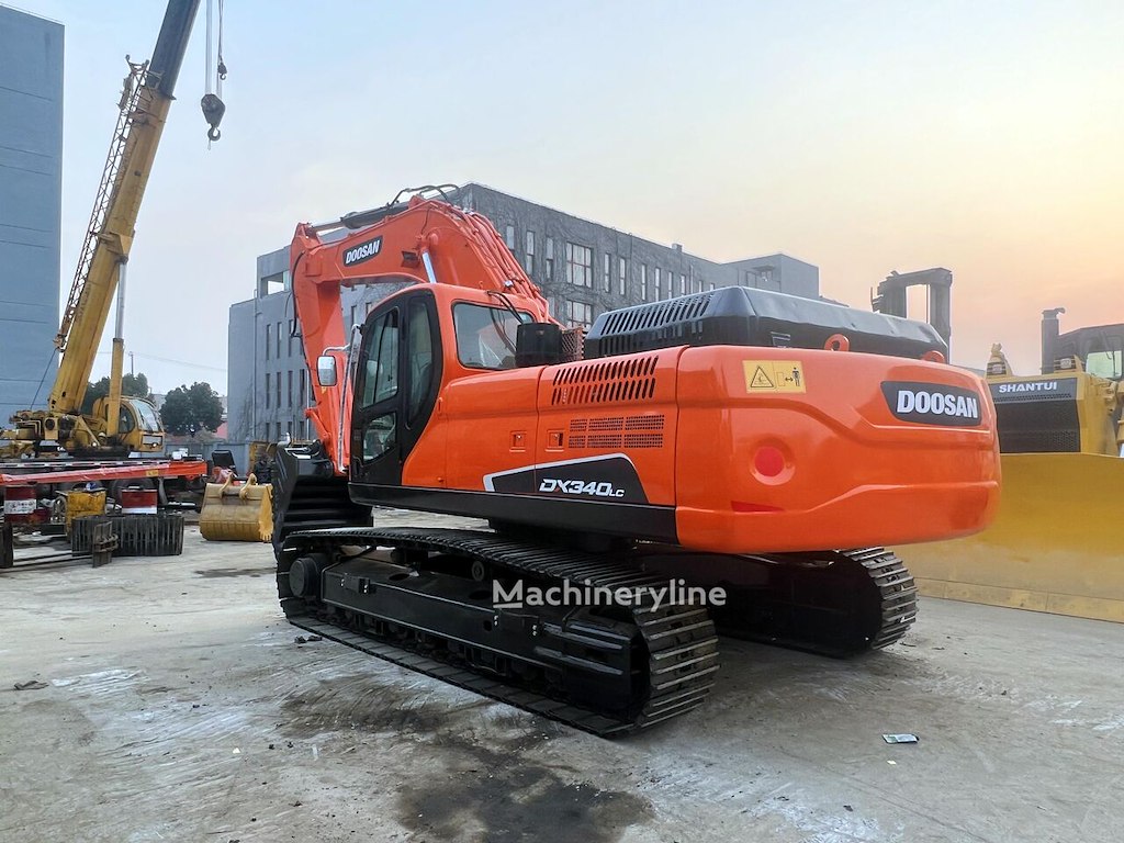 Doosan DX340LC bager guseničar