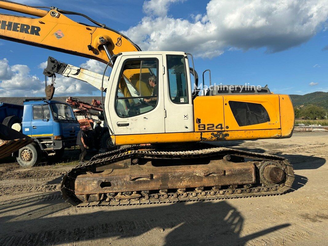 Liebherr R924C(FOR PARTS) bager guseničar