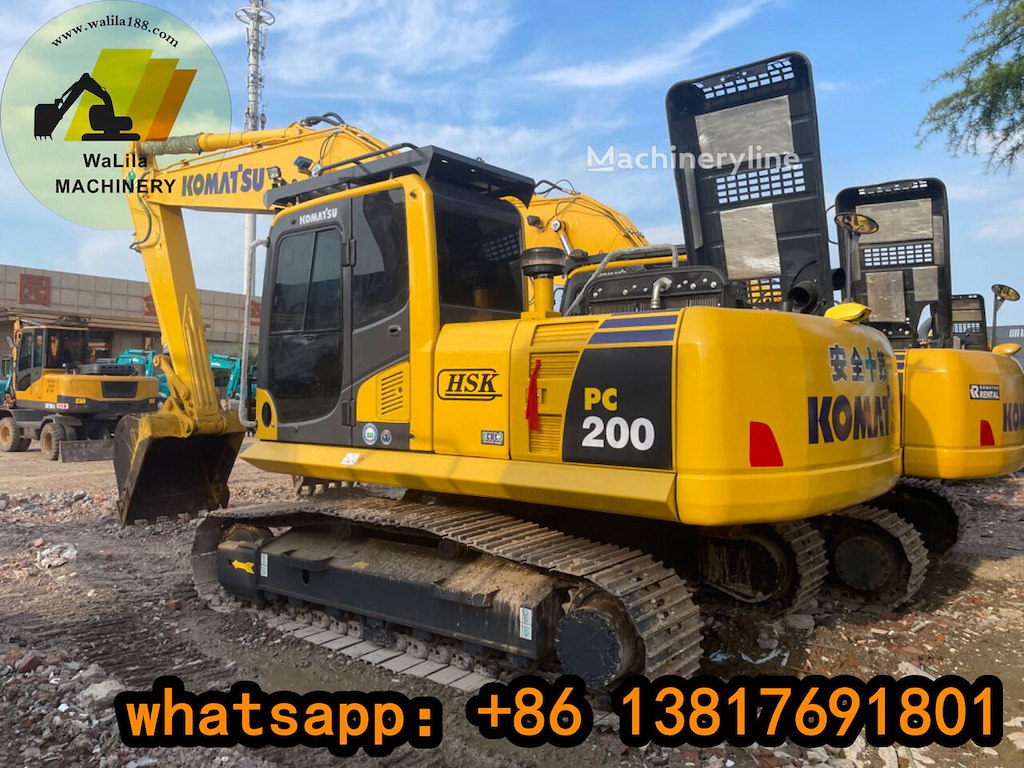 Komatsu PC200-8 bager guseničar