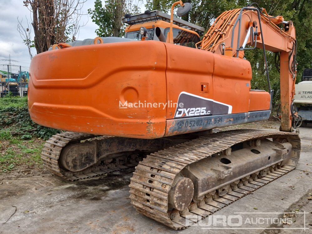 Prodaje se Doosan DX225LC bager guseničar na aukciji
