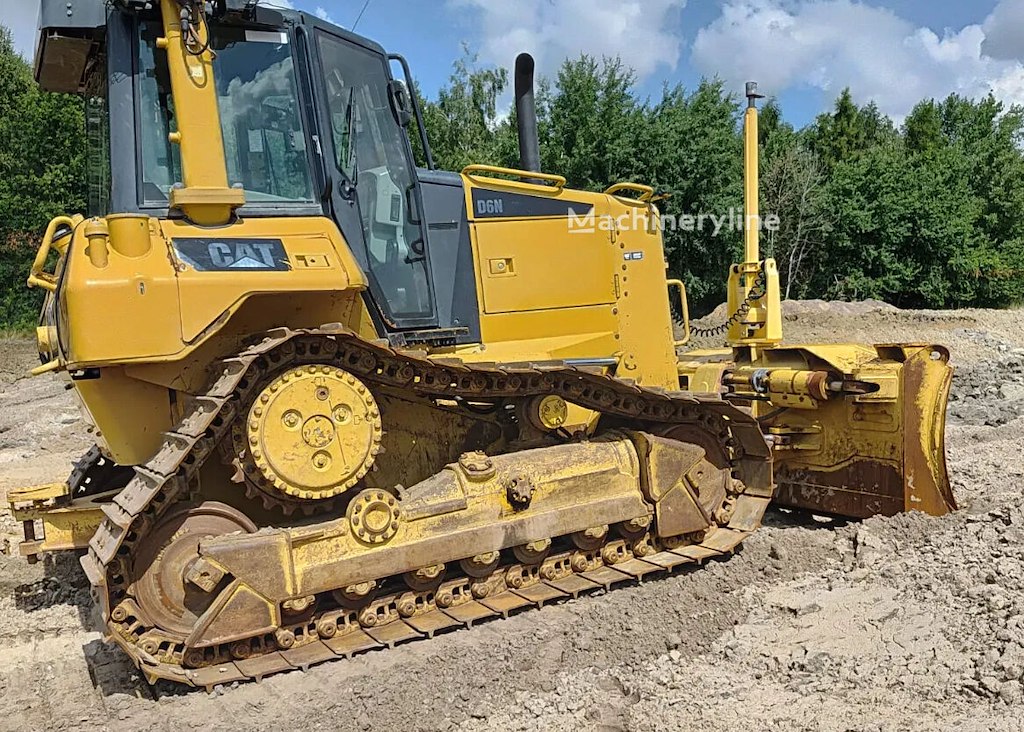 Caterpillar D6N XL Buldozer buldožer
