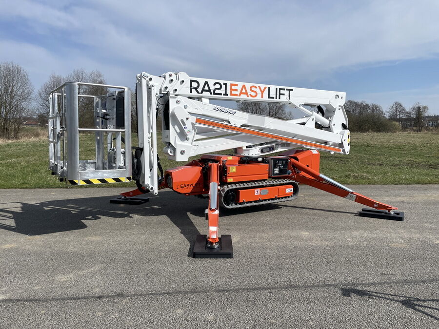 Nova Easylift RA21 hidraulična zglobna platforma