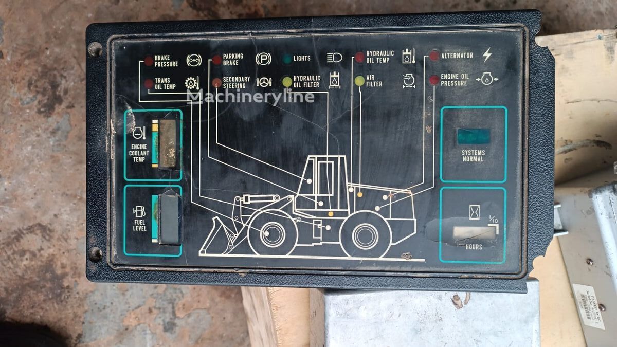 Case P/N A187790 3916 P/N instrument tabla za Case 821 prednjeg utovarivača