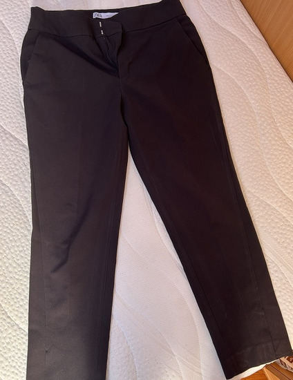Zara pantalone