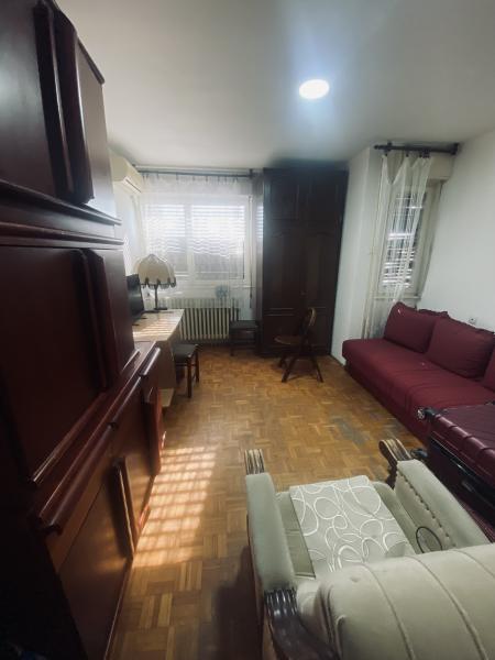 Izdavanje garsonjere
Novi Sad