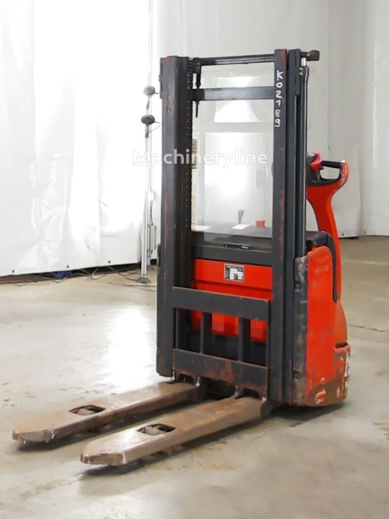 Linde L12 paletni viljuškar