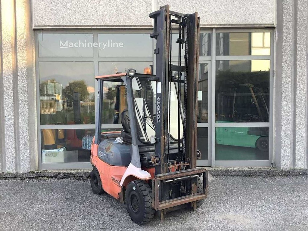 Toyota 02-7FDF15 4 wheel forklift truck dizel viljuškar