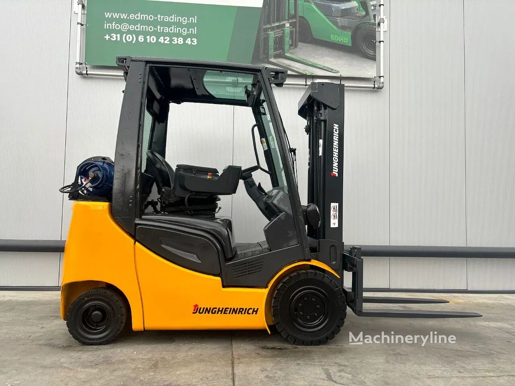 Jungheinrich TFG320s Heftruck viljuškar na gas