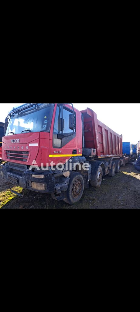 IVECO Trakker 440 kiper