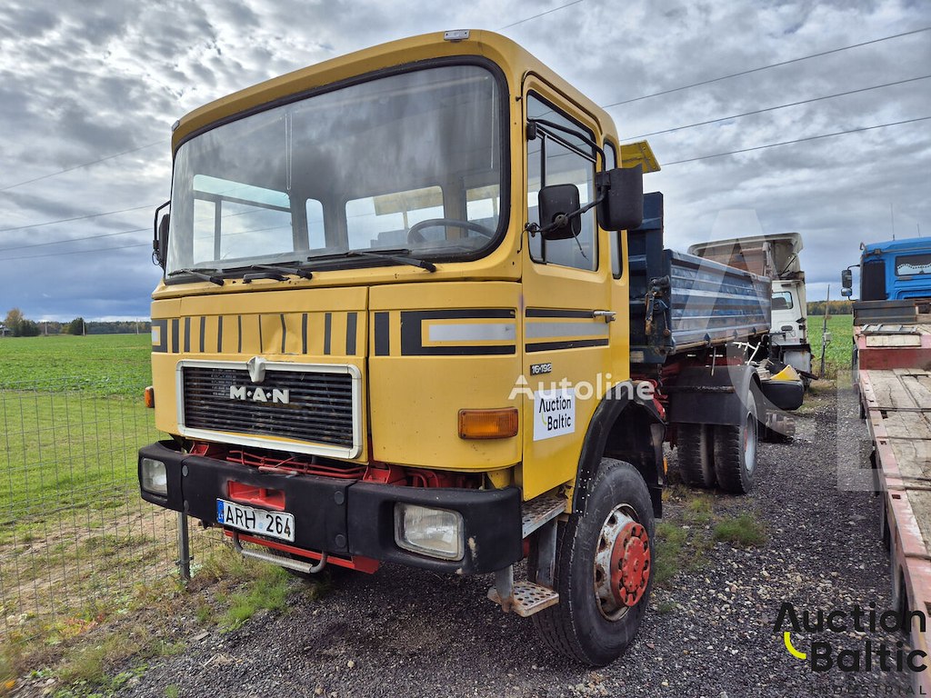 Prodaje se MAN 16.192 kiper na aukciji