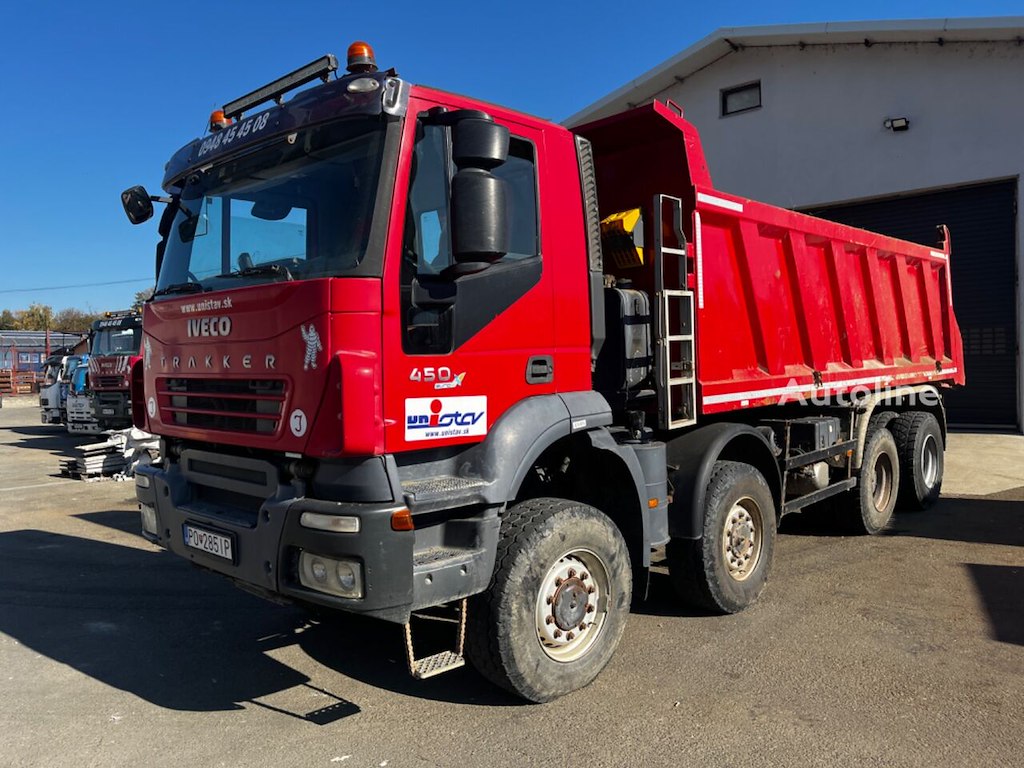 Prodaje se IVECO TRAKKER 450 8X8 kiper na aukciji