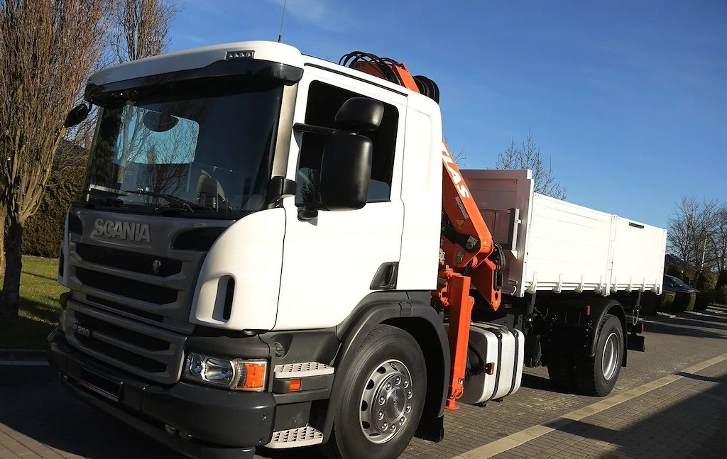 Scania P 250 - 3 way tipper + crane kiper