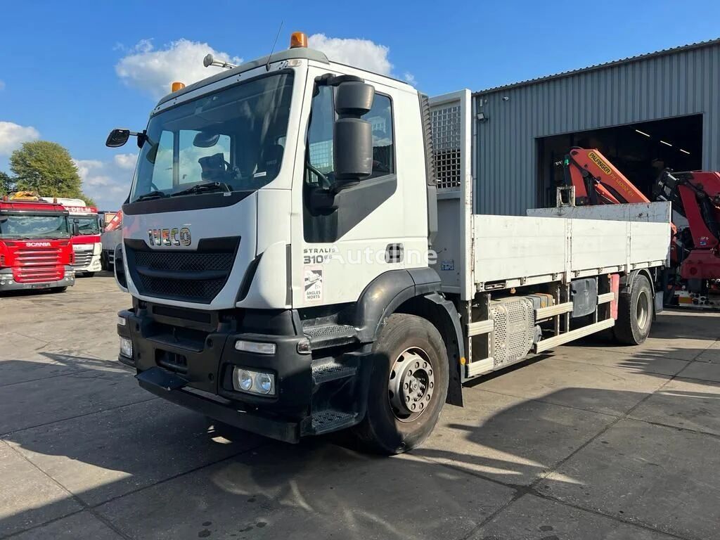 IVECO Stralis 310 PALFINGER PK14002 - MOTOR DEFECT kamion s ravnom platformom