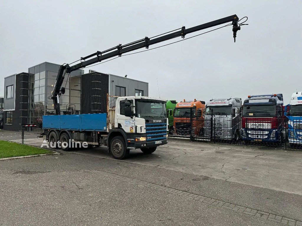 Scania P124-360 6X4 EURO 2 HIAB 200 C-5 ALL 2000 kamion s ravnom platformom