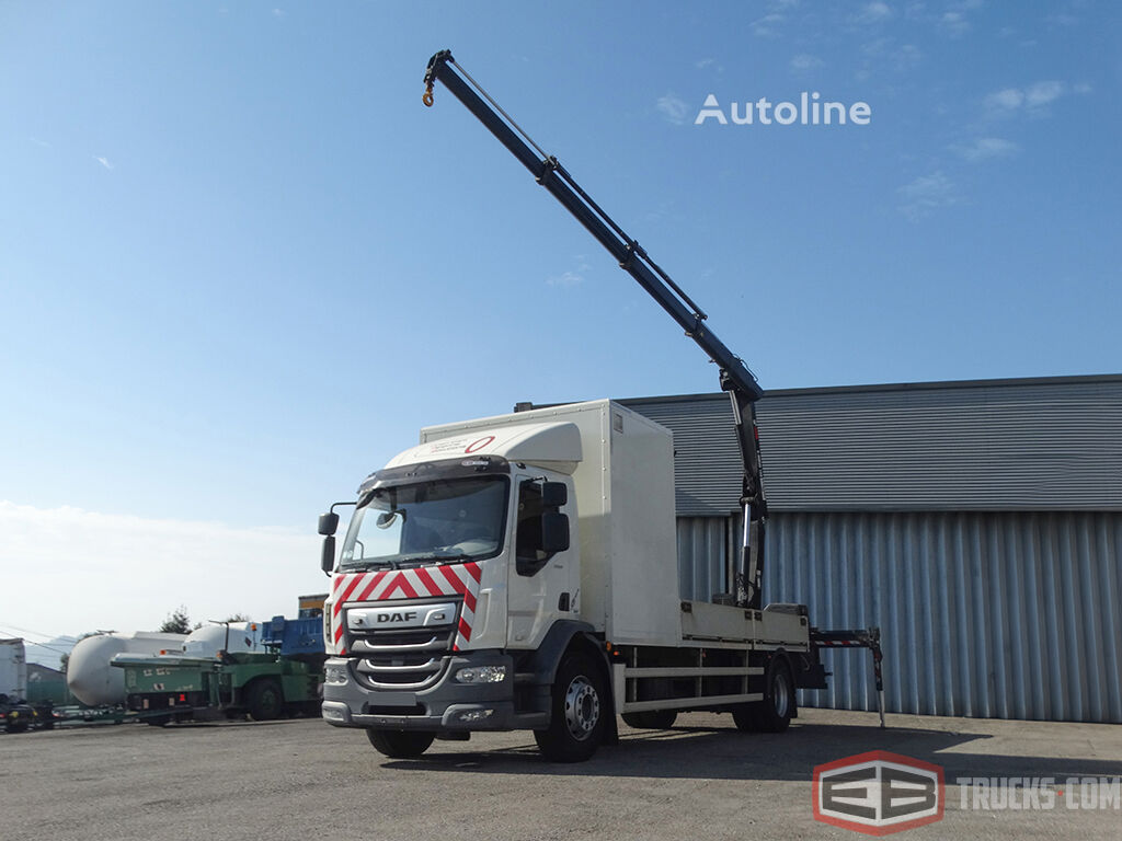 DAF LF260 kamion s ravnom platformom
