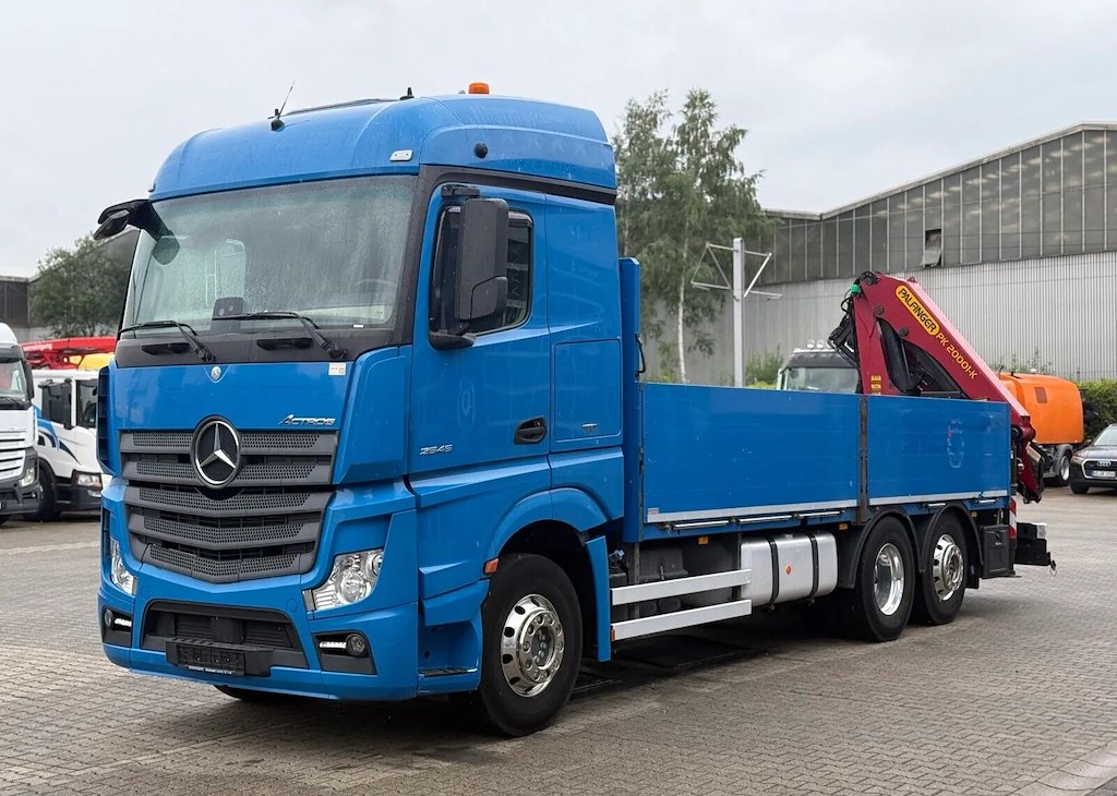 Mercedes-Benz Actros 2545 - Flatbed + crane 6x2 kamion s ravnom platformom