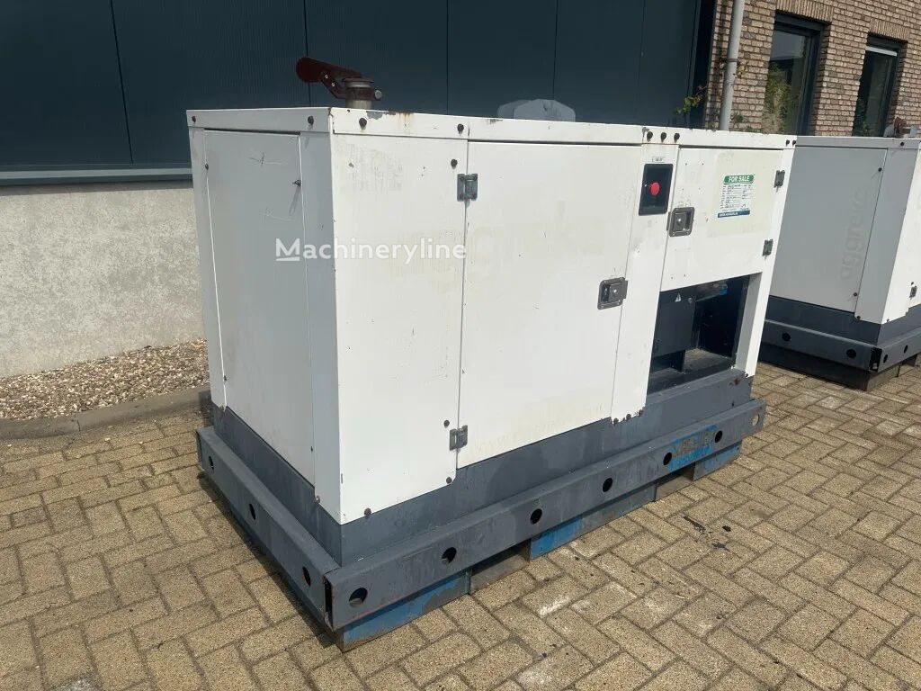 IVECO FPT F32 AM1A Leroy Somer 32 kVA Silent generatorset .... hours ! diesel generator