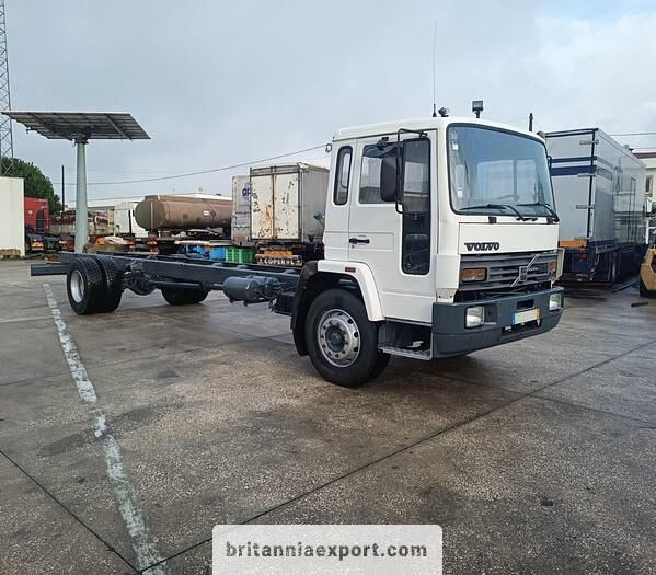 Volvo FL619 | Manual Pump | 19 Ton | Full Springs Suspension | kamion šasija