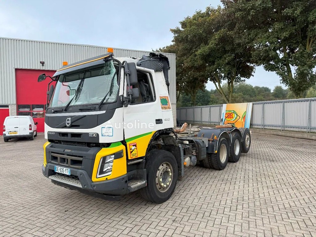 Volvo FMX 450 / ENGINE RUNNING / 8X4 / VEB / ONLY:260642 KM / PTO / LI kamion šasija nakon udesa