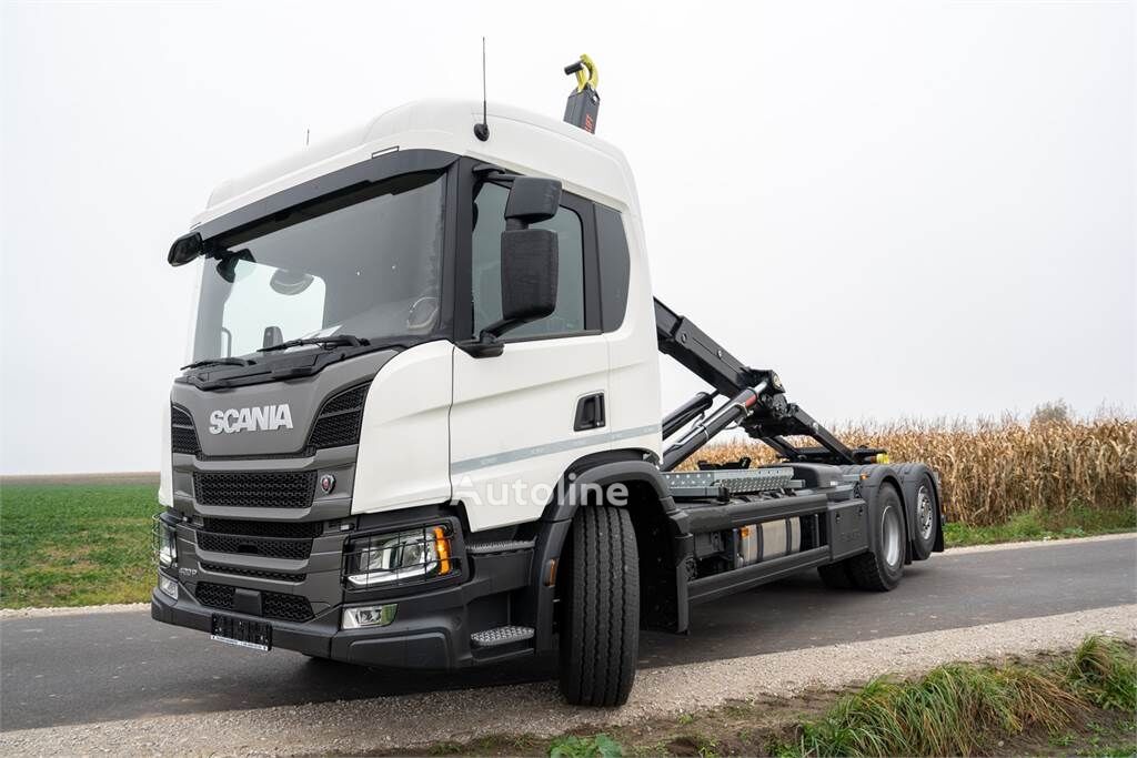 Scania P420 6X2 kamion rol kiper