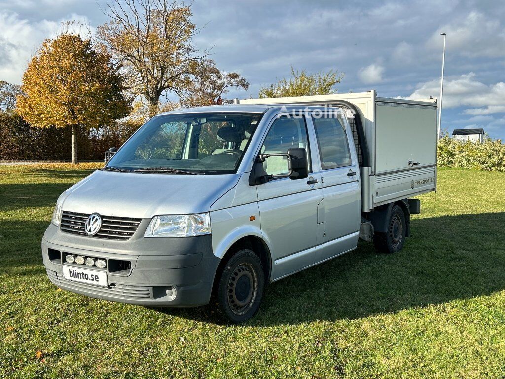Prodaje se Volkswagen TRANSPORTER kamion s ravnom platformom < 3.5t na aukciji