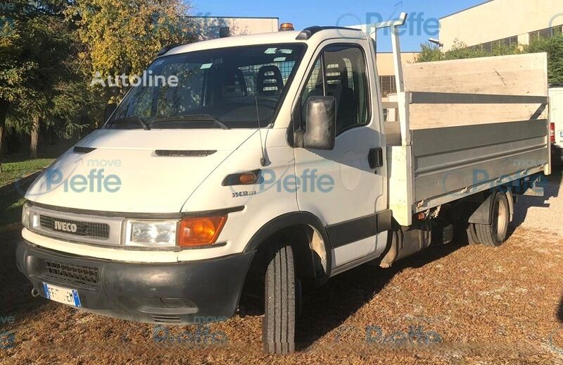 IVECO DAILY 35C12 kamion s ravnom platformom < 3.5t