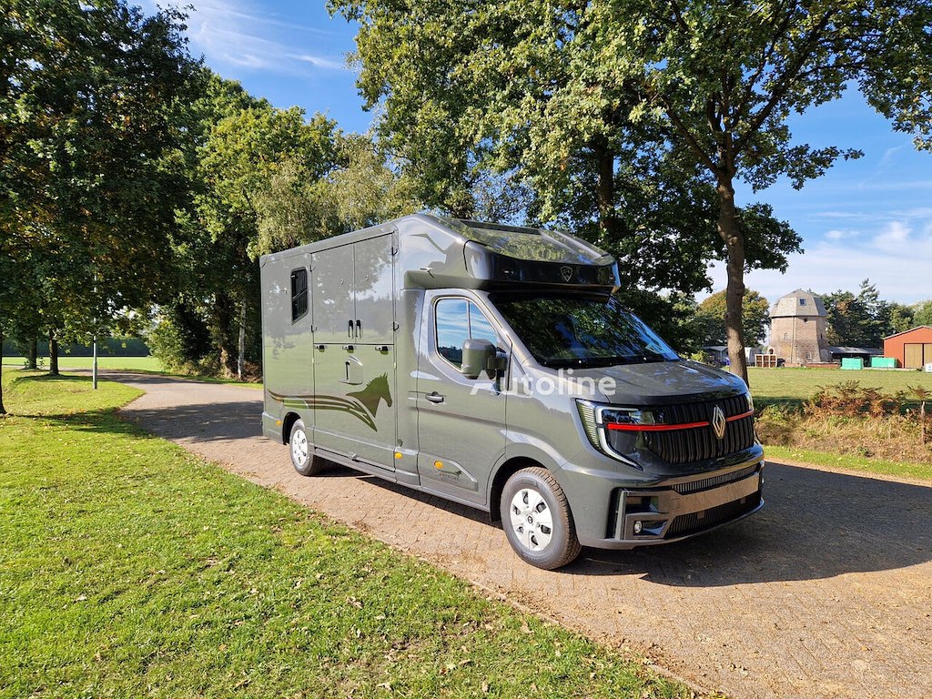 Novi Renault Master vozilo za prevoz konja