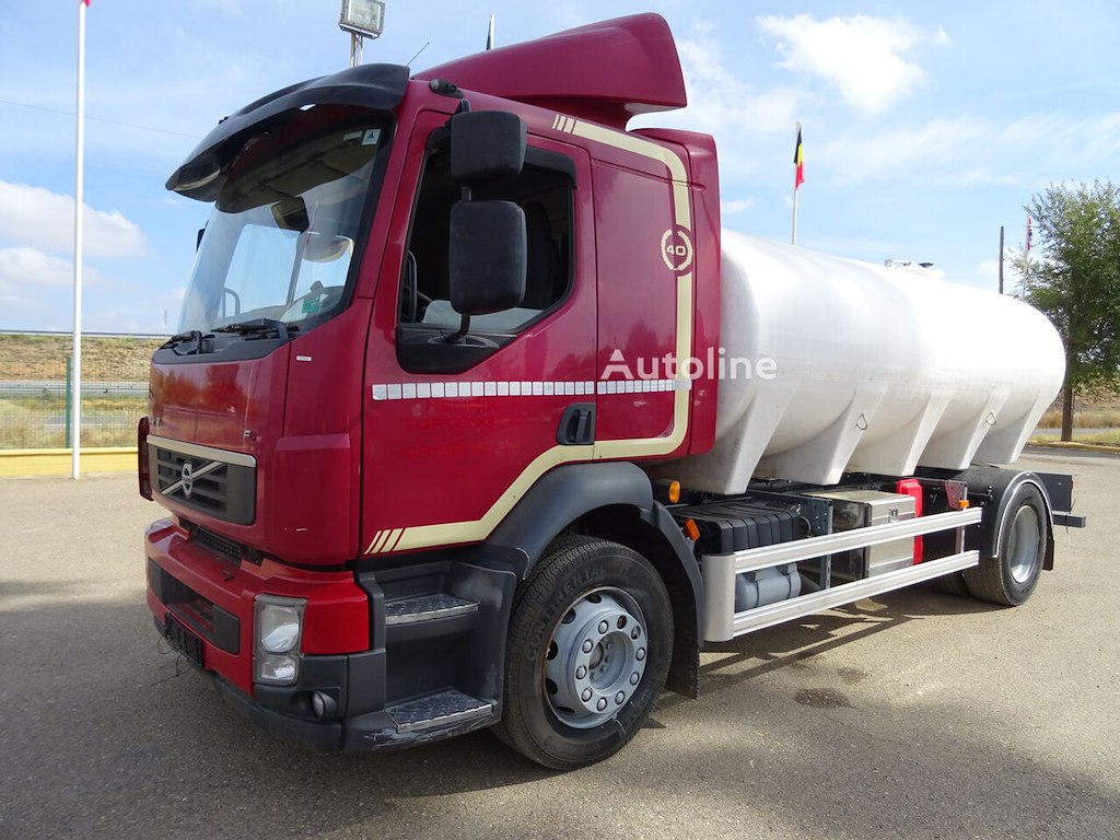 Volvo FM13 400 autocisterna