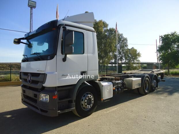 Mercedes-Benz ACTROS 25 32 vozilo za prevoz kontejnera