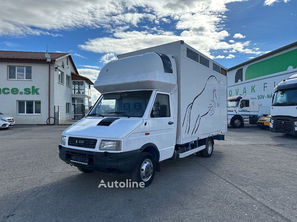 IVECO 12.1 vin 038 kamion za prevoz konja