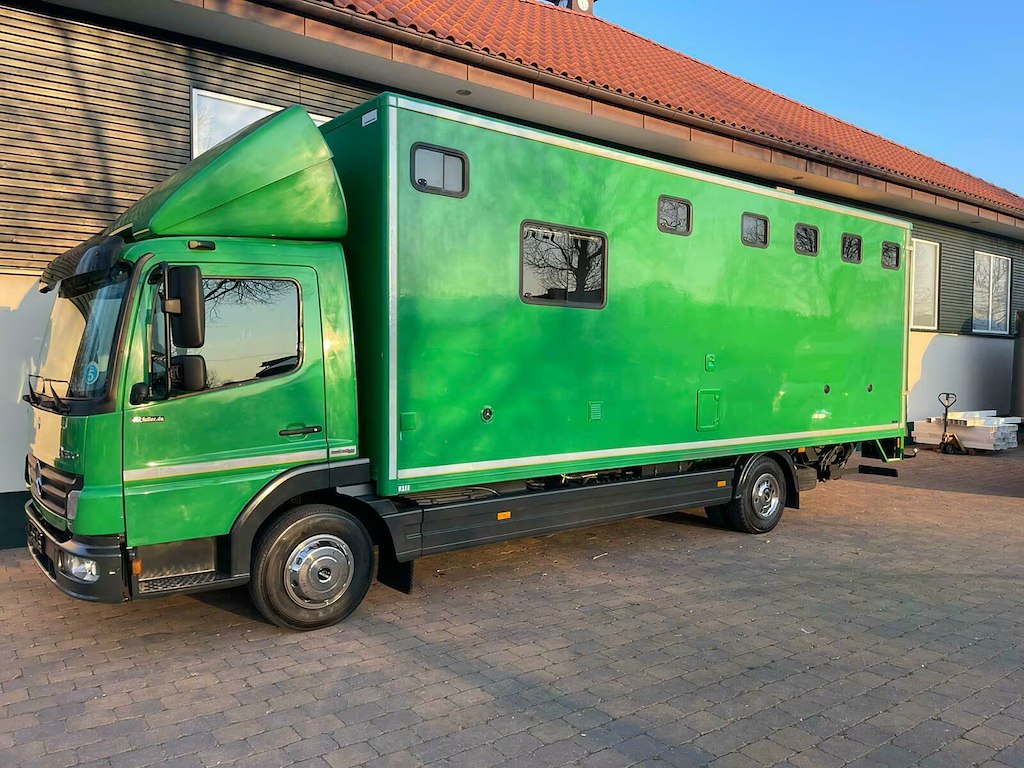 Mercedes-Benz Atego 1018 - Horse transporter kamion za prevoz konja