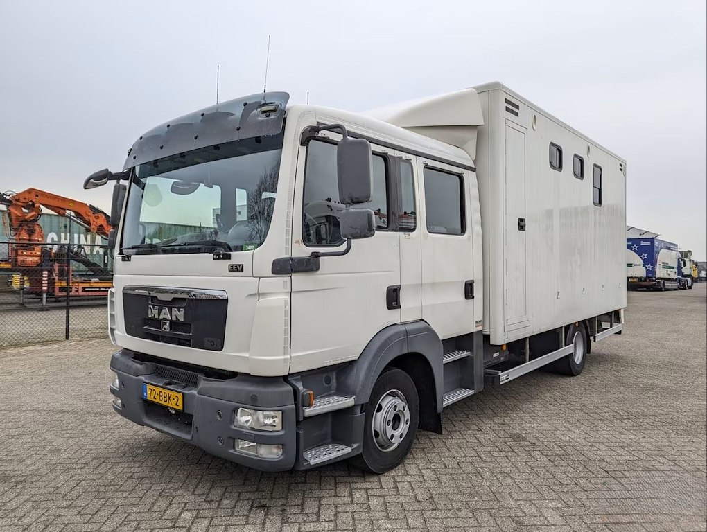 MAN TGL 12.180 - Doka Horse transporter kamion za prevoz konja