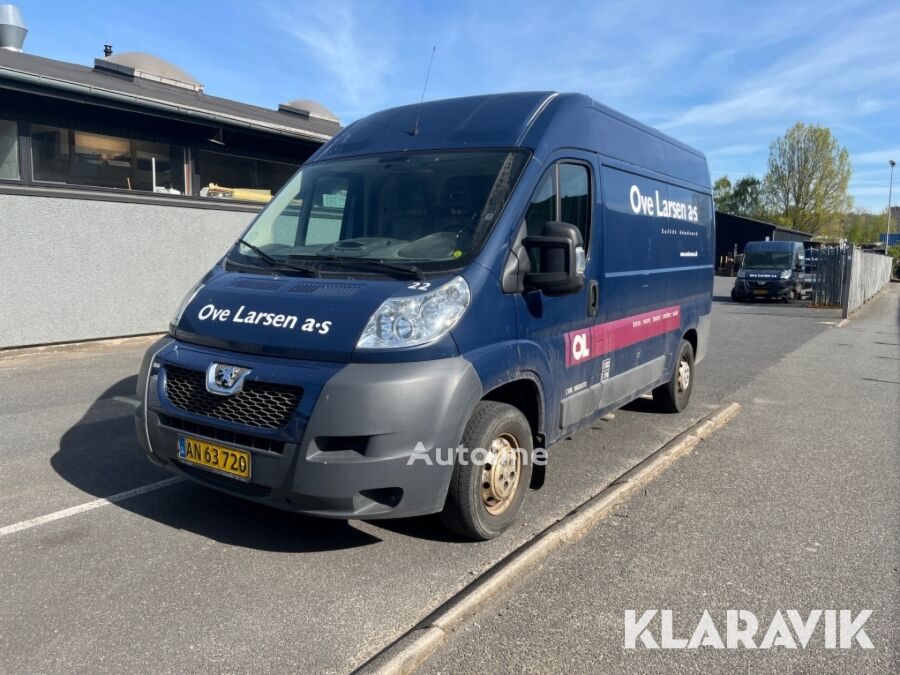 Prodaje se Peugeot Boxer 2.2 hdi minibus furgon na aukciji