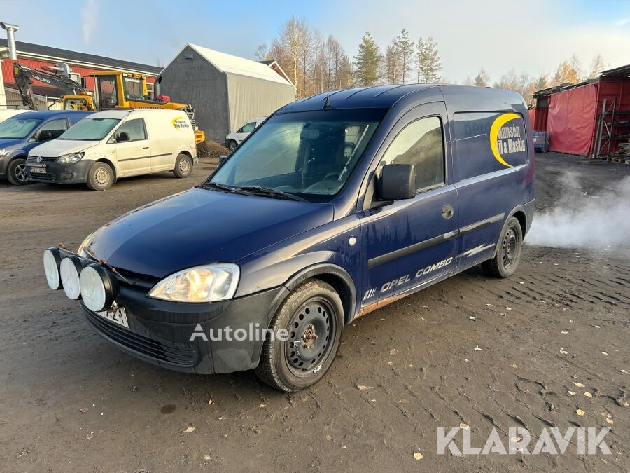 Prodaje se Opel Combo laki furgon na aukciji
