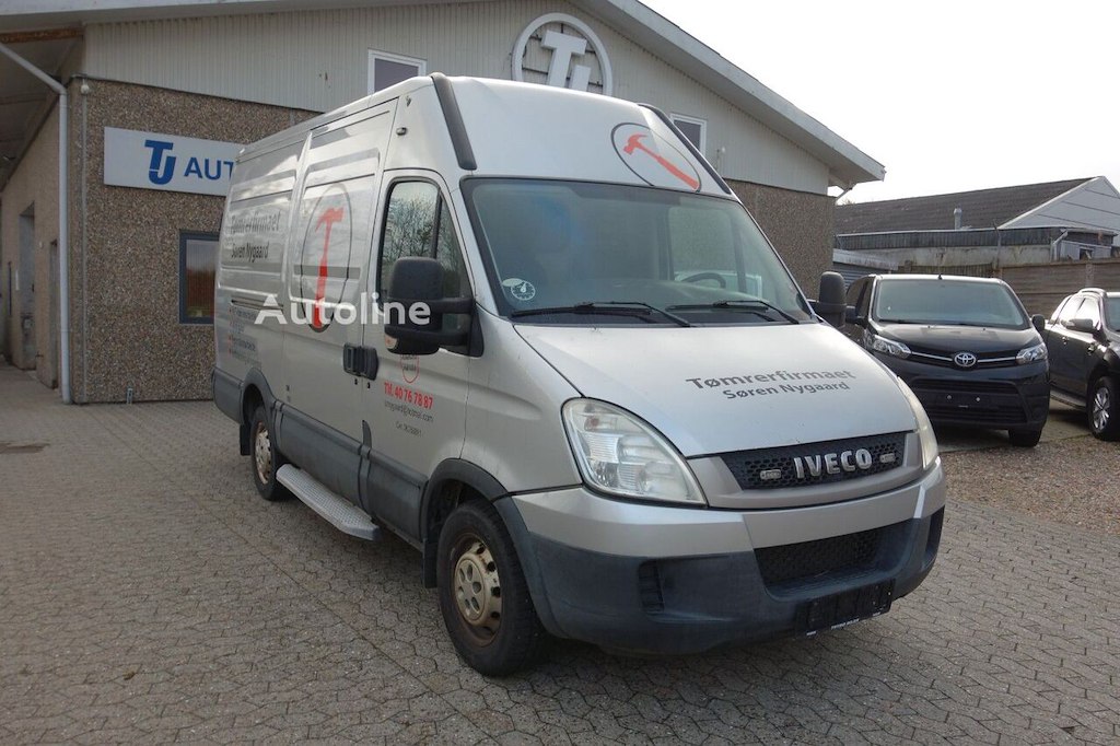 IVECO 35s18 minibus furgon
