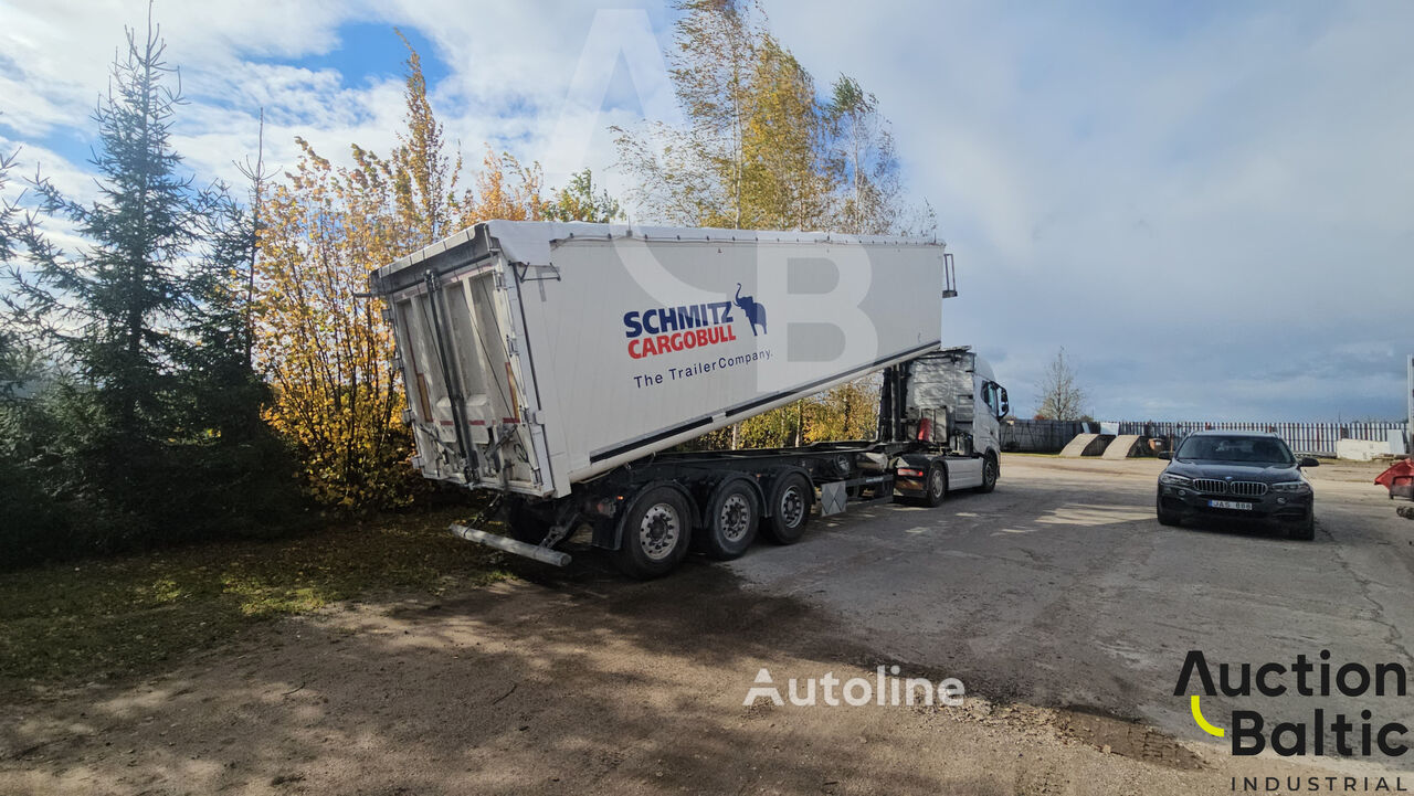 Prodaje se Schmitz Cargobull Gotha SGF*S3 poluprikolicu sa kliznom ceradom na aukciji