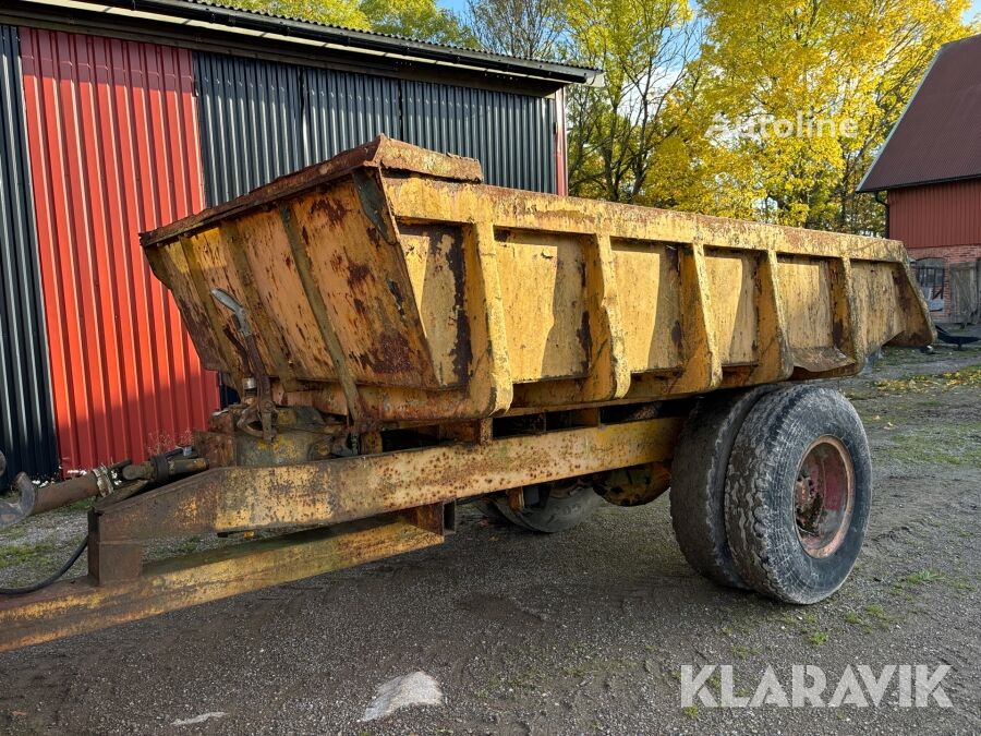 Prodaje se Dumperkärra med drift prikolicu kiper na aukciji